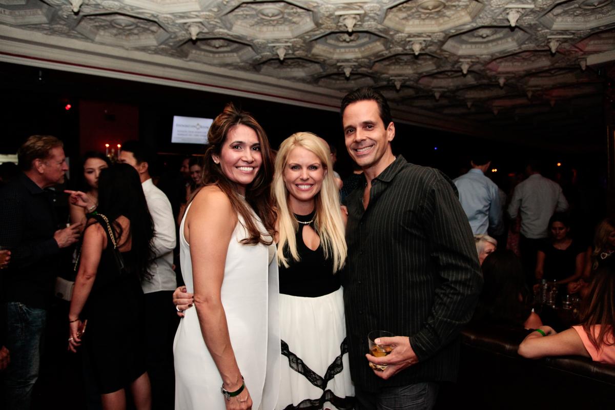Bar Review: Red Square | Vegas Legal Magazine